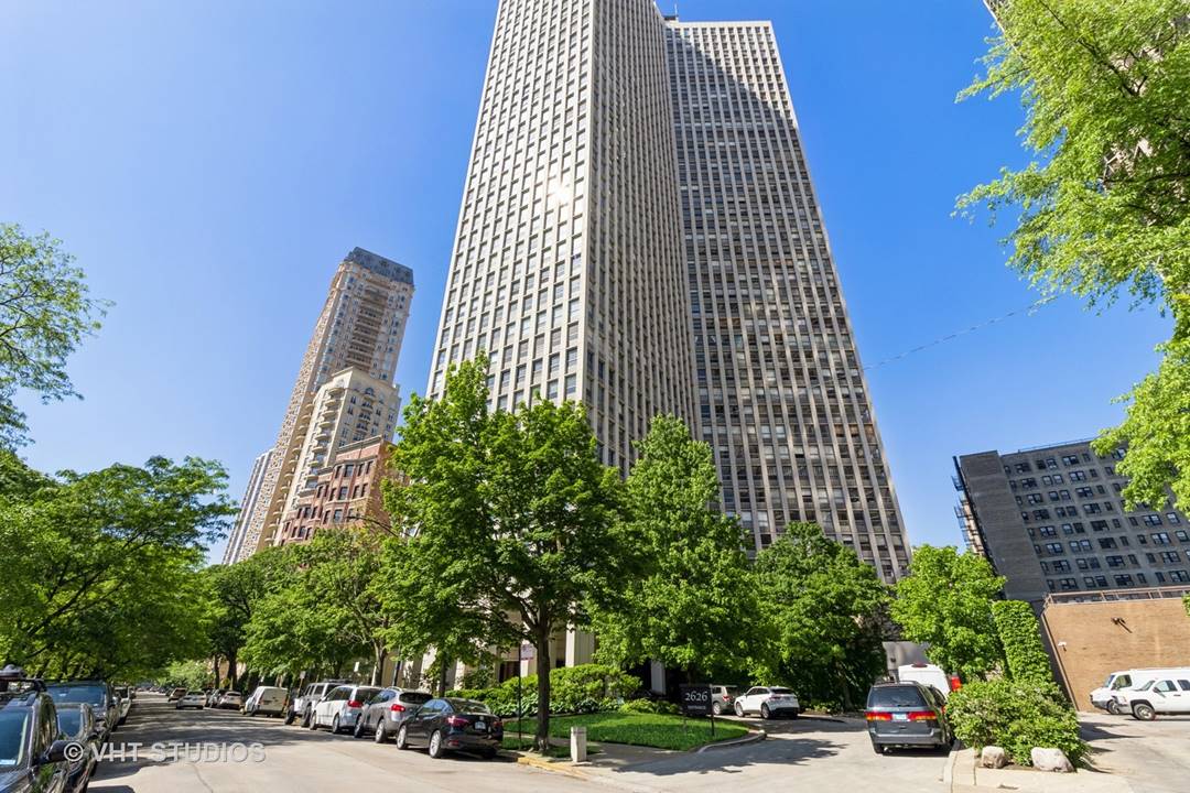 2626 N Lakeview, Apt 302, Chicago, IL 60614 - Lincoln Park