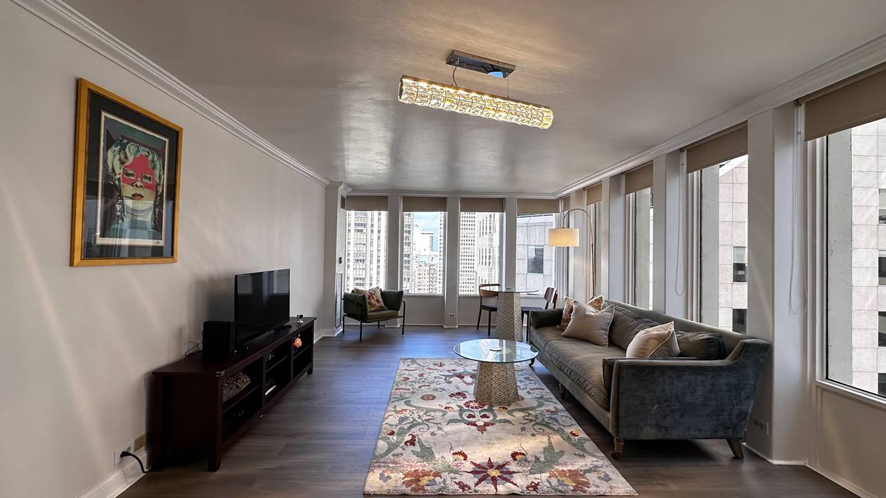 100 E Walton, Unit 27B, Chicago, IL 60601 - Gold Coast