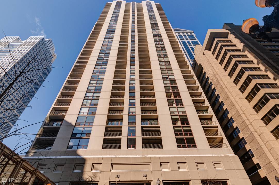 200 N Dearborn, Unit 3102, Chicago, IL 60601 - The Loop