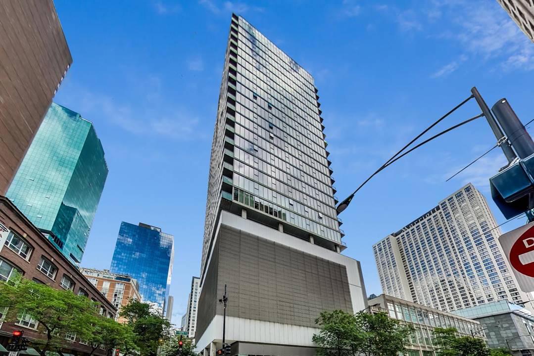 550 N St Clair, Unit 902, Chicago, IL 60611 - Streeterville