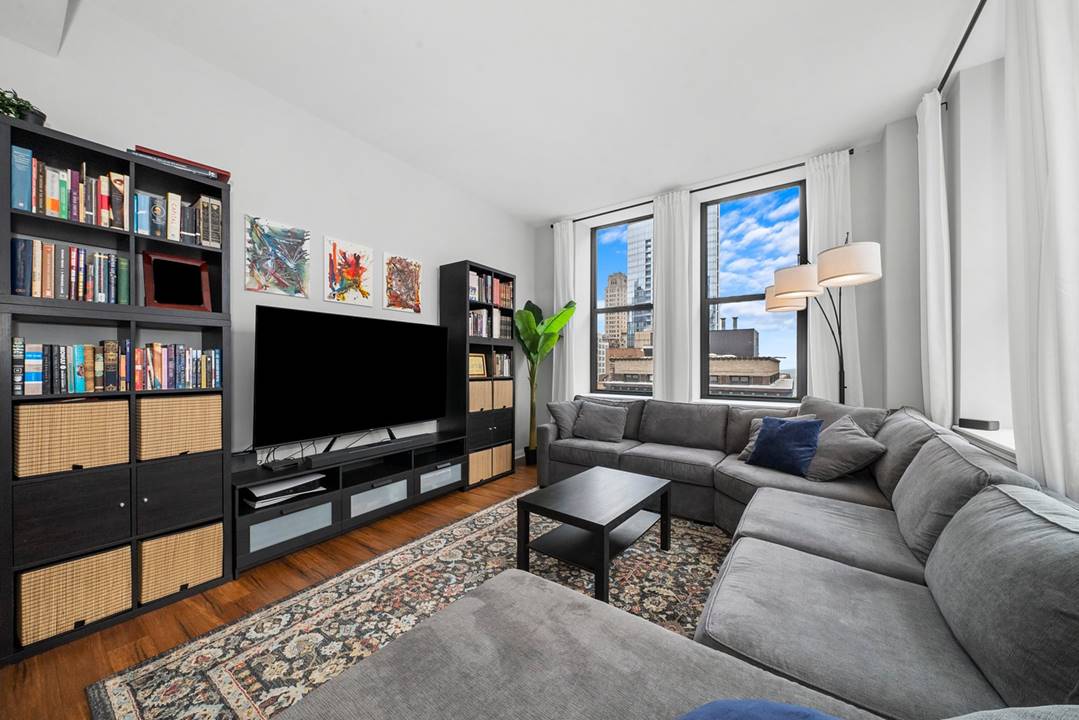 8 W Monroe, Apt 1704, Chicago, IL 60603 - The Loop