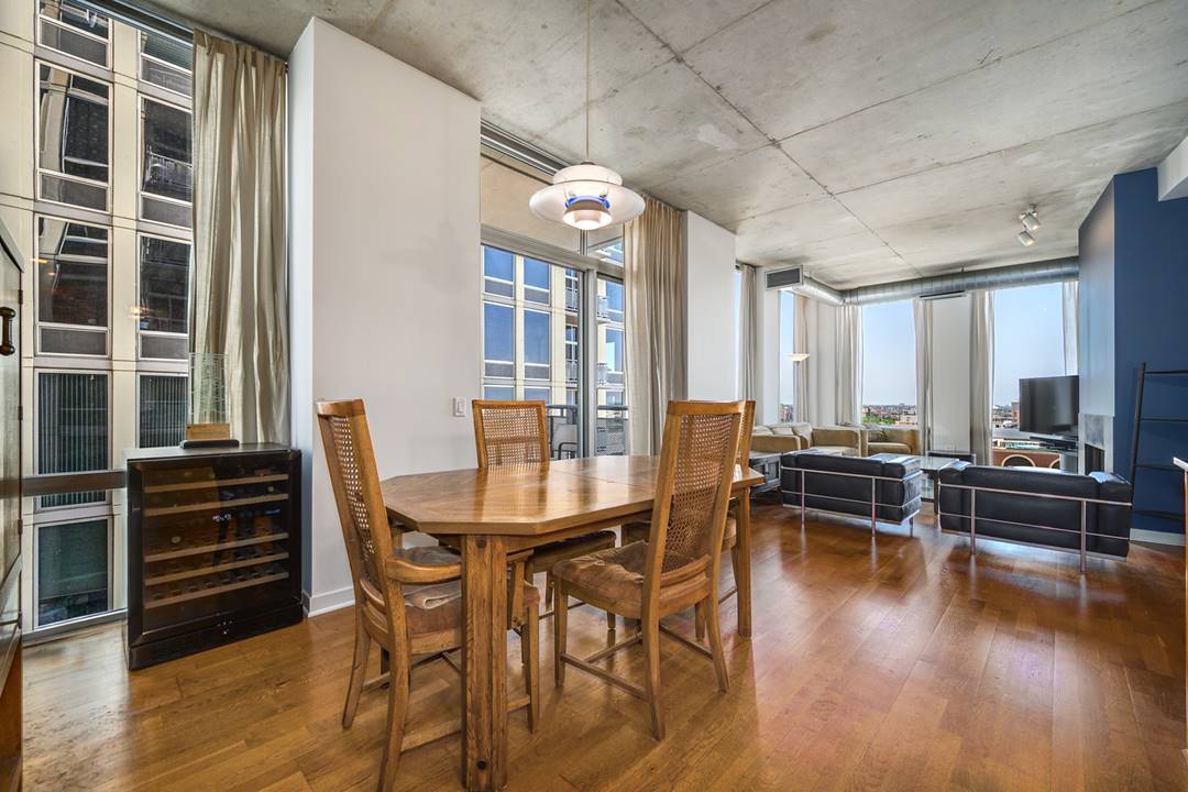 720 N Larrabee, Apt 1108, Chicago, IL 60654 - River North