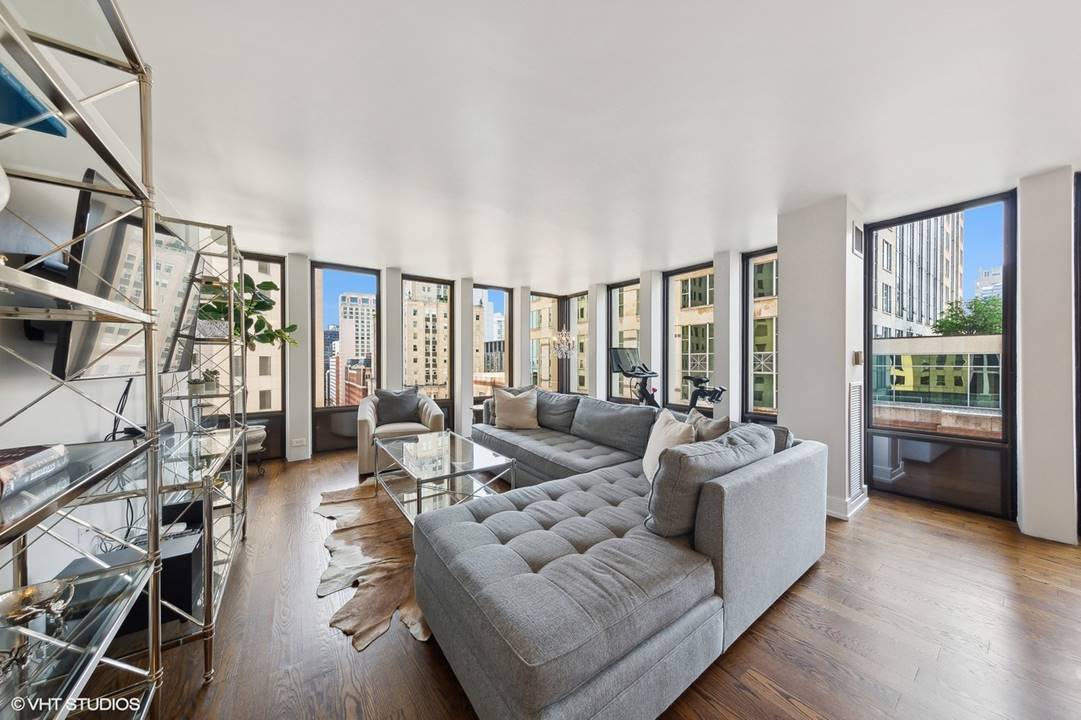 100 E Walton, Unit 19D, Chicago, IL 60611 - Gold Coast