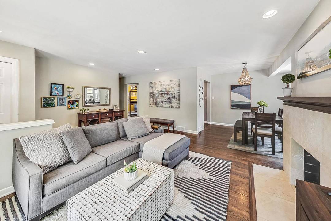 Homes ZIP Code 60126