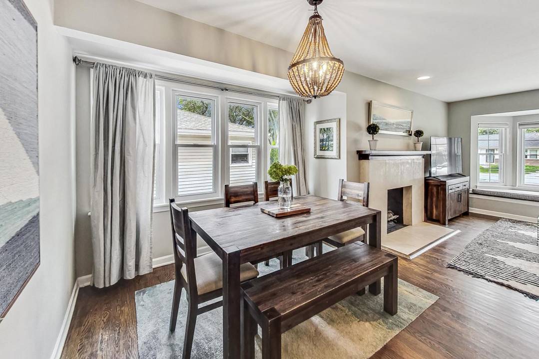 Homes ZIP Code 60126