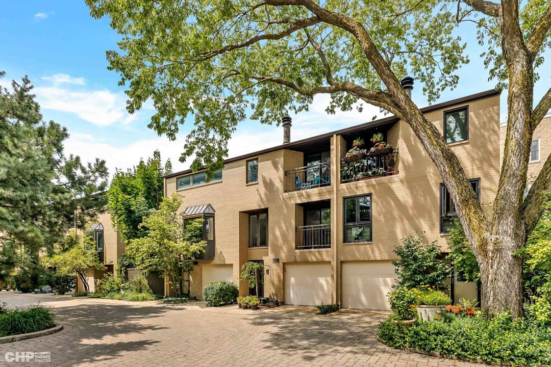 1643 N Larrabee, Apt H, Chicago, IL 60614 - Lincoln Park
