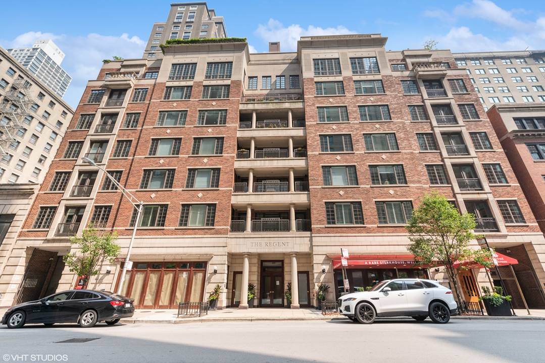 190 E Walton, Unit 502, Chicago, IL 60611 - Streeterville