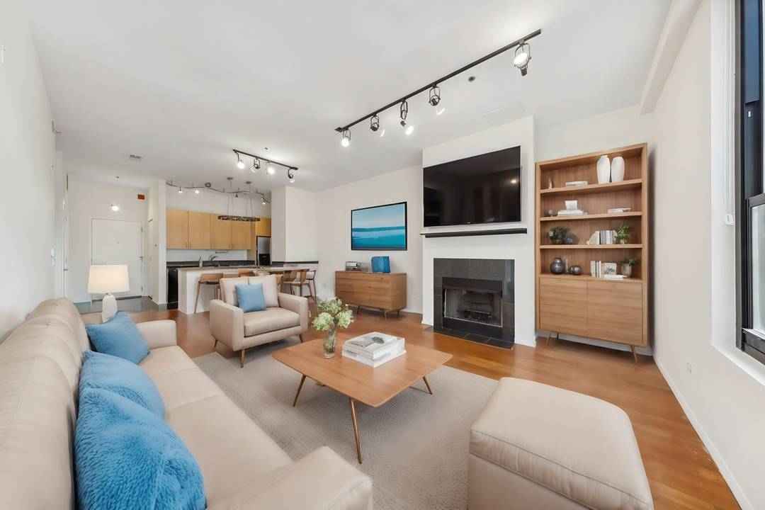 130 S Canal, Unit 10K, Chicago, IL 60606 - The Loop