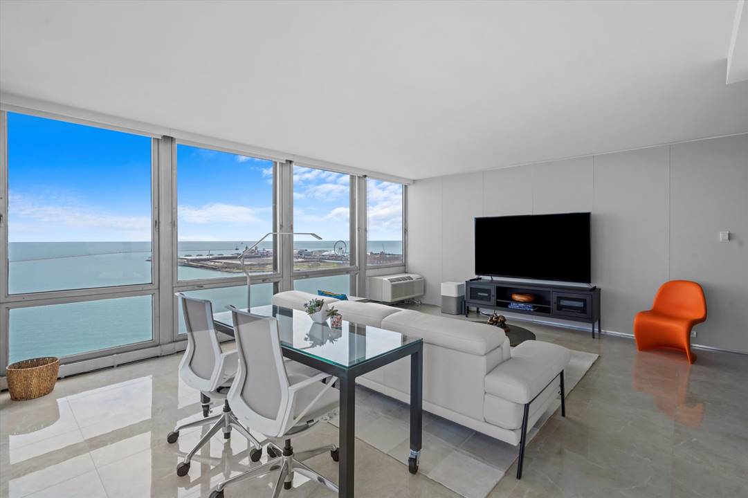 880 N Lake Shore, Unit 22A, Chicago, IL 60611 - Streeterville