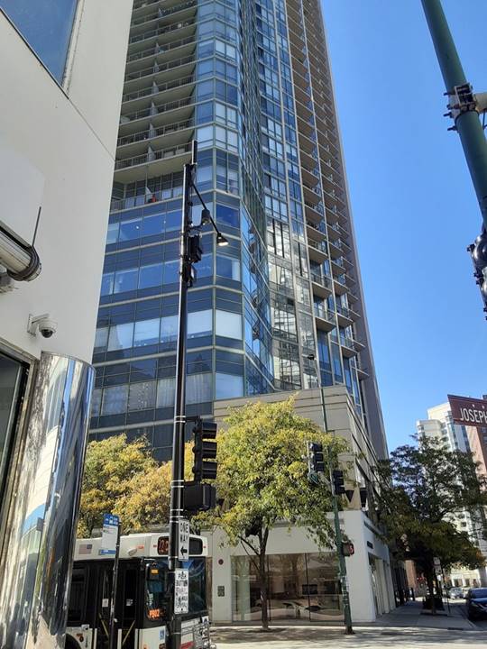111 W Maple, Unit 3412, Chicago, IL 60610 - Near North