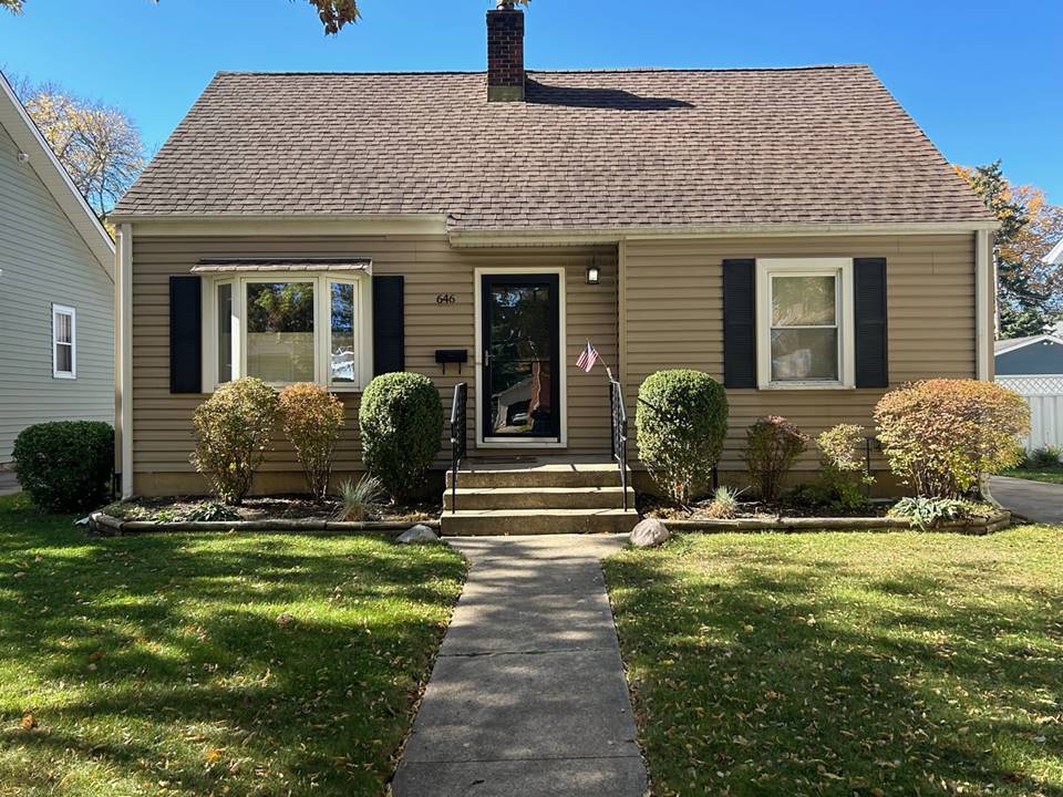 646 Spring, Elmhurst, IL 60126