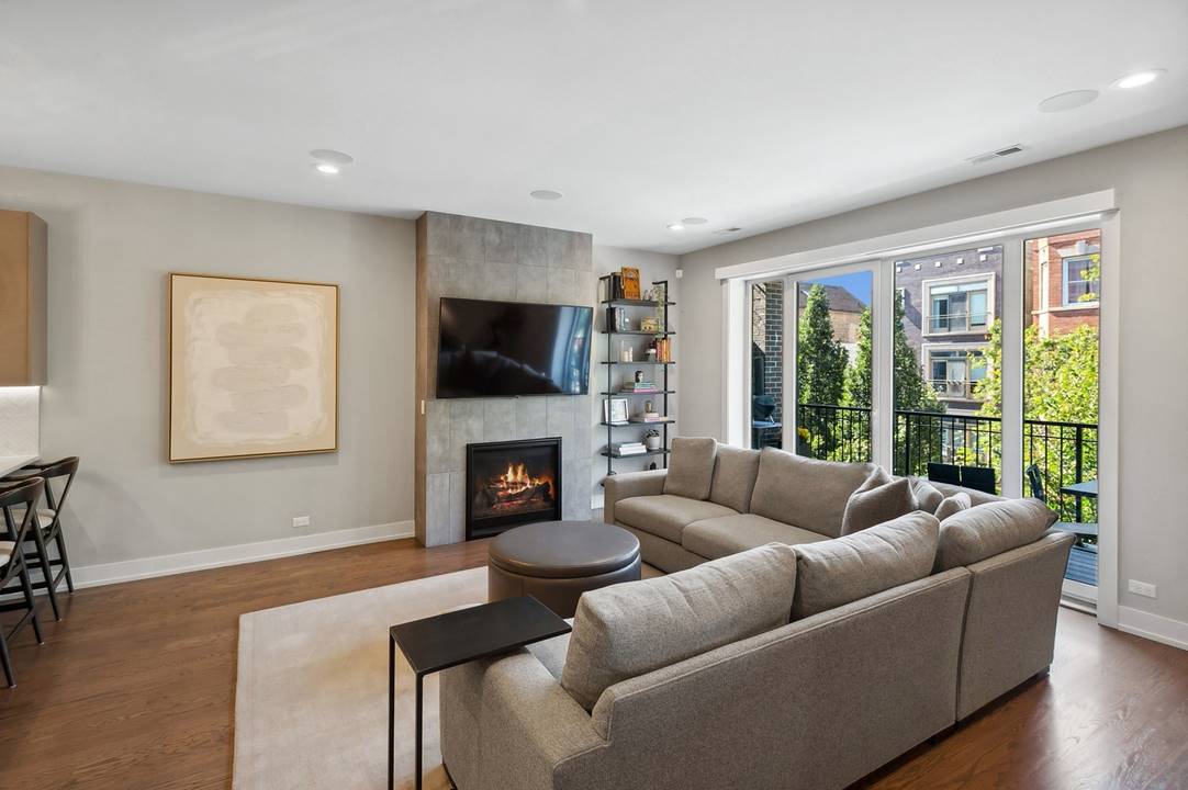 823 N Paulina, Unit 2S, Chicago, IL 60622 - East Village