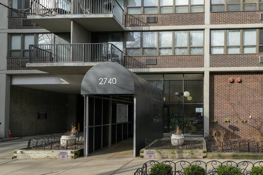 2740 N Pine Grove, Apt 5G, Chicago, IL 60614 - Lincoln Park