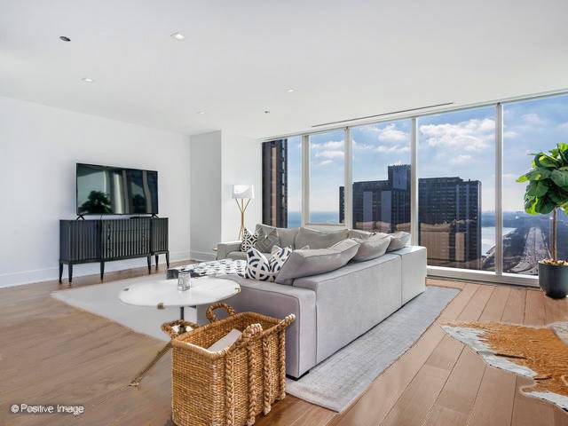 363 E Wacker, Unit 2003, Chicago, IL 60601 - New Eastside