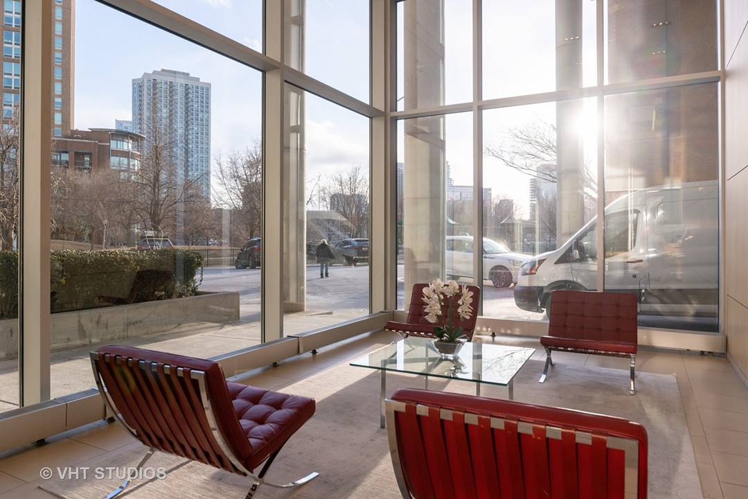 510 W Erie, Unit 906, Chicago, IL 60654 - River North