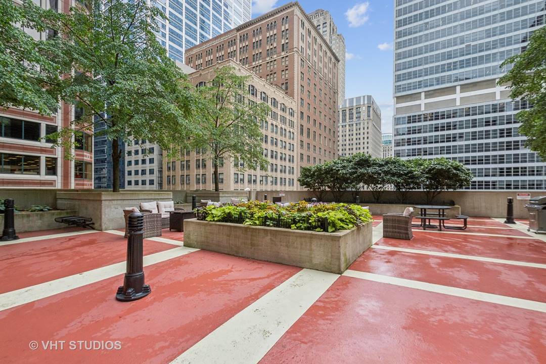212 W Washington, Unit 1904, Chicago, IL 60606 - The Loop