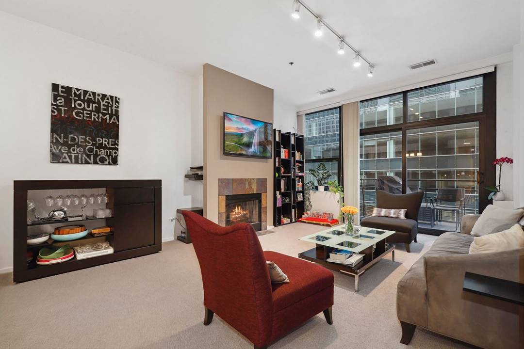 130 S Canal, Unit 705, Chicago, IL 60606 - The Loop