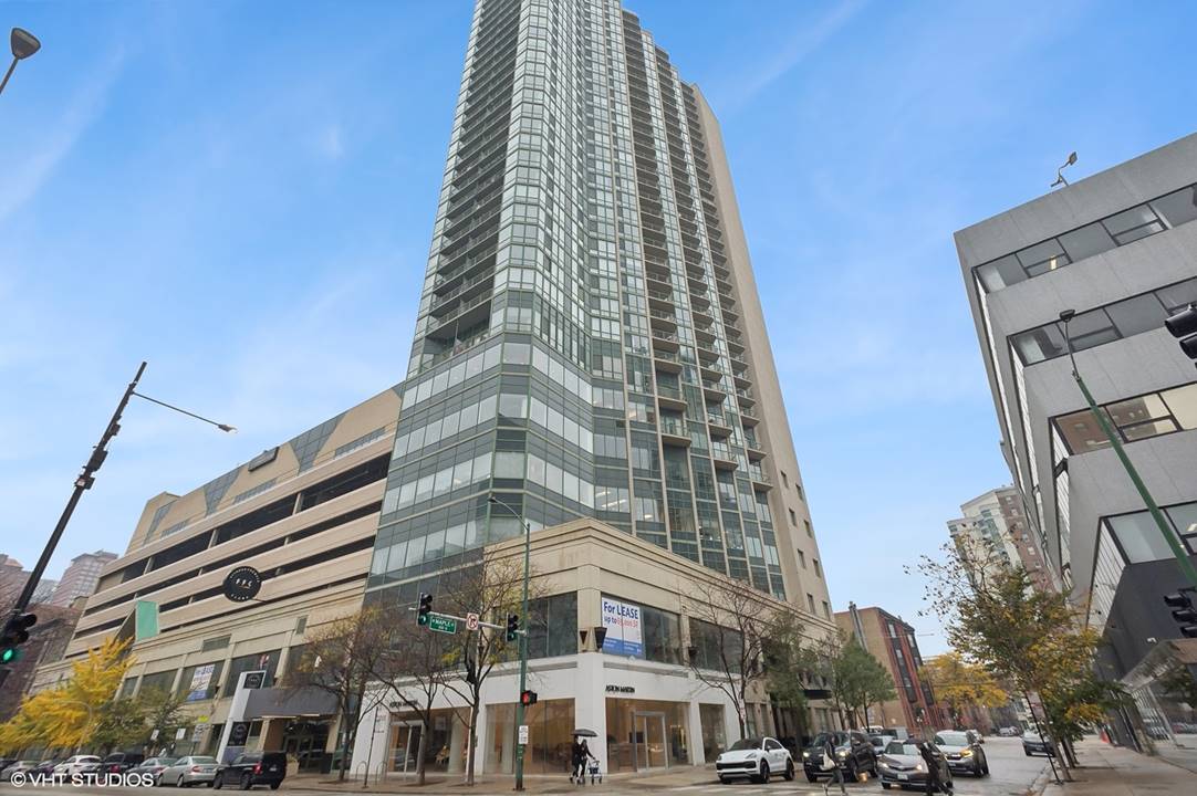 111 W Maple, Unit 812, Chicago, IL 60610 - Near North