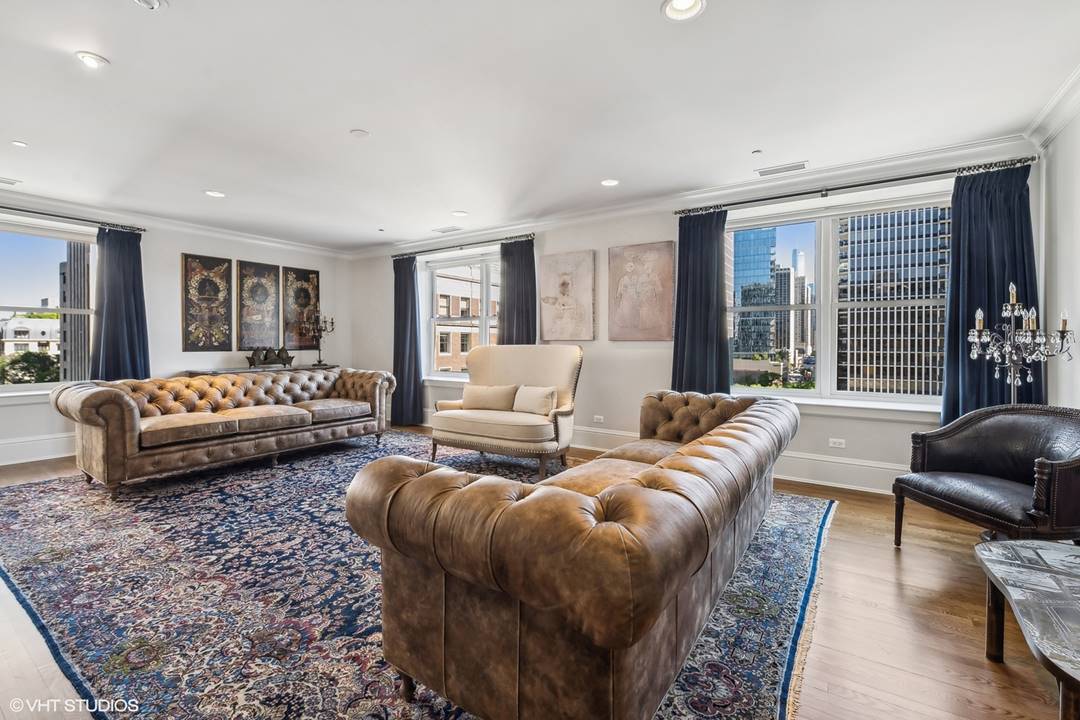 1300 N State, Unit 701, Chicago, IL 60610 - Gold Coast