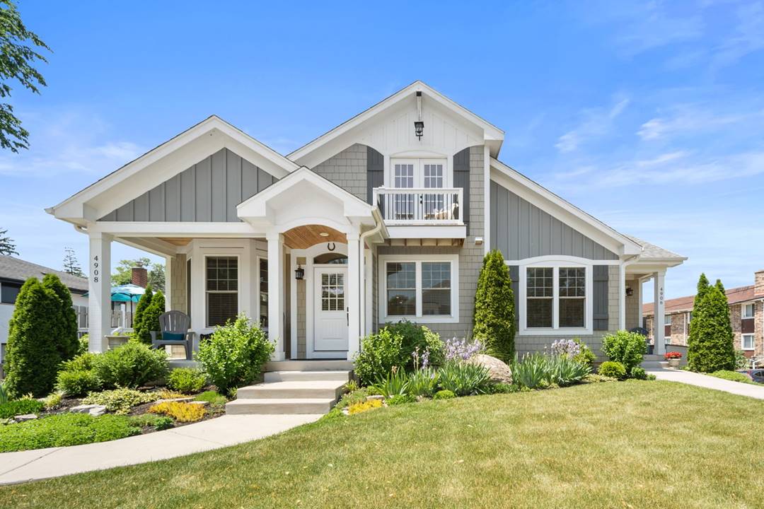 4908 Center, Lisle, IL 60532