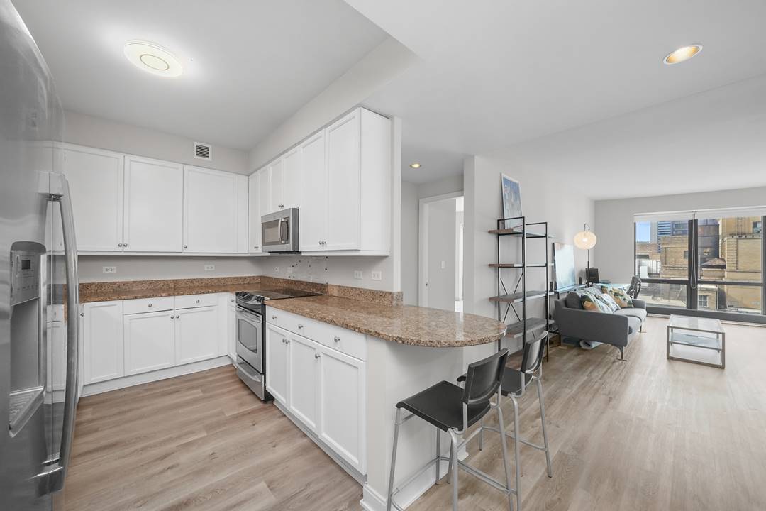 130 N Garland, Unit 2206, Chicago, IL 60602 - The Loop