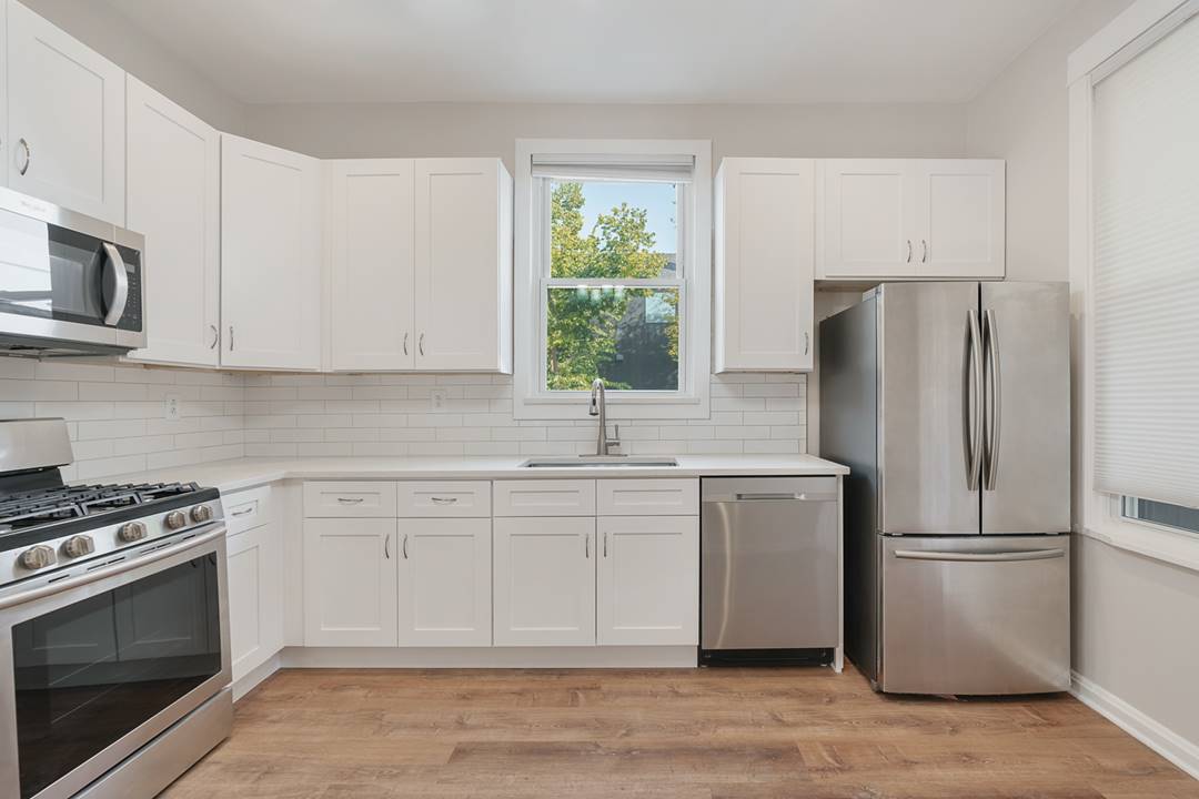 1301 W Nelson, Apt 1, Chicago, IL 60657 - Lakeview
