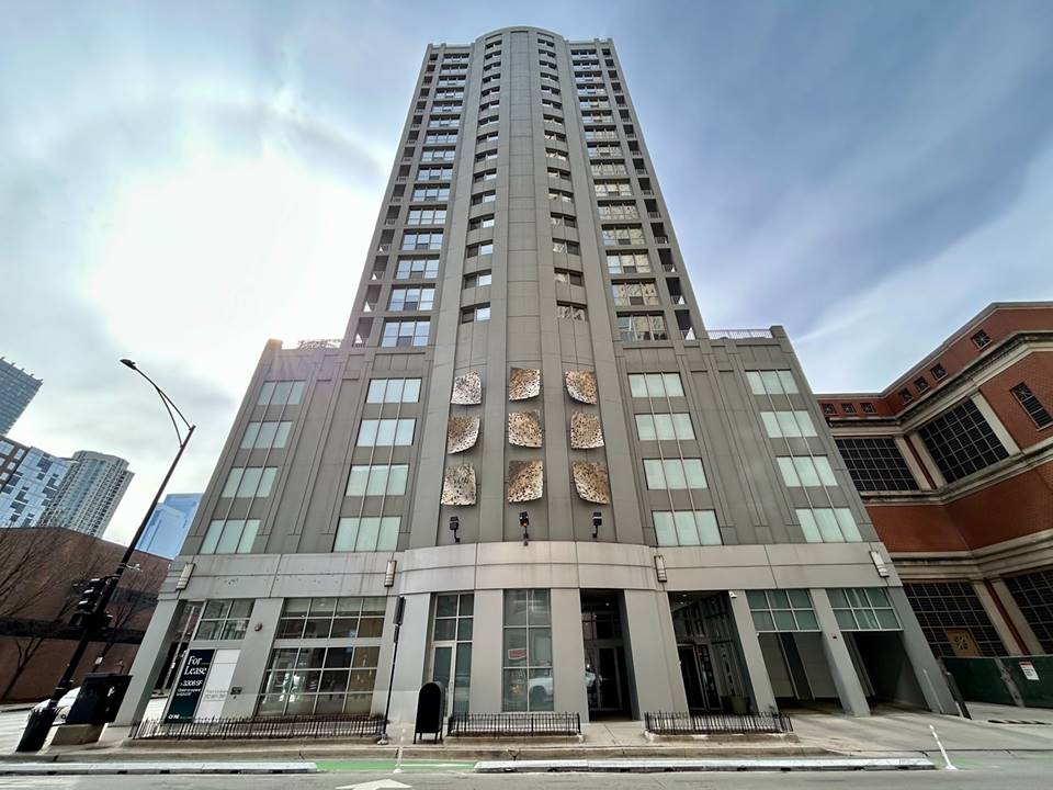 600 N Dearborn, Unit 1804, Chicago, IL 60654 - River North