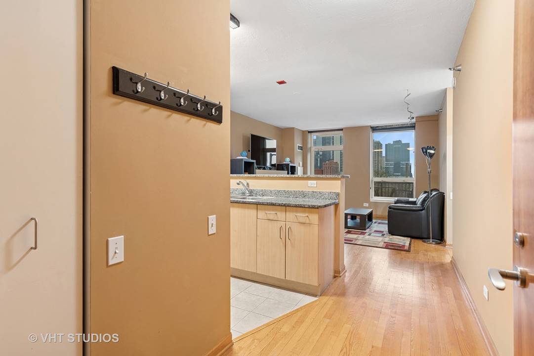 600 N Kingsbury, Unit 812, Chicago, IL 60654 - River North