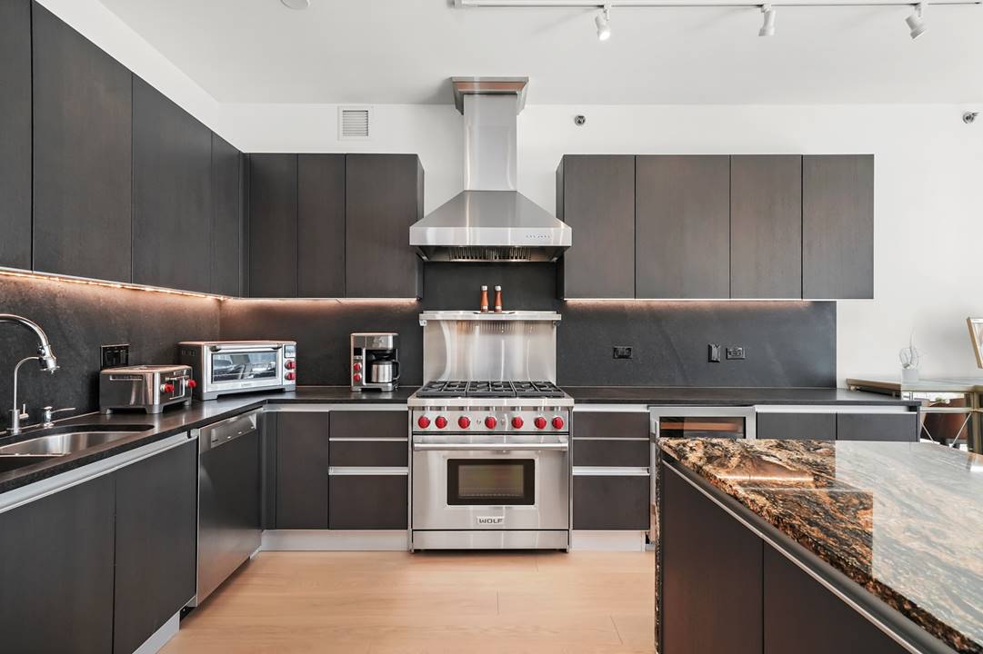 600 N Fairbanks, Unit 2510, Chicago, IL 60611 - Streeterville