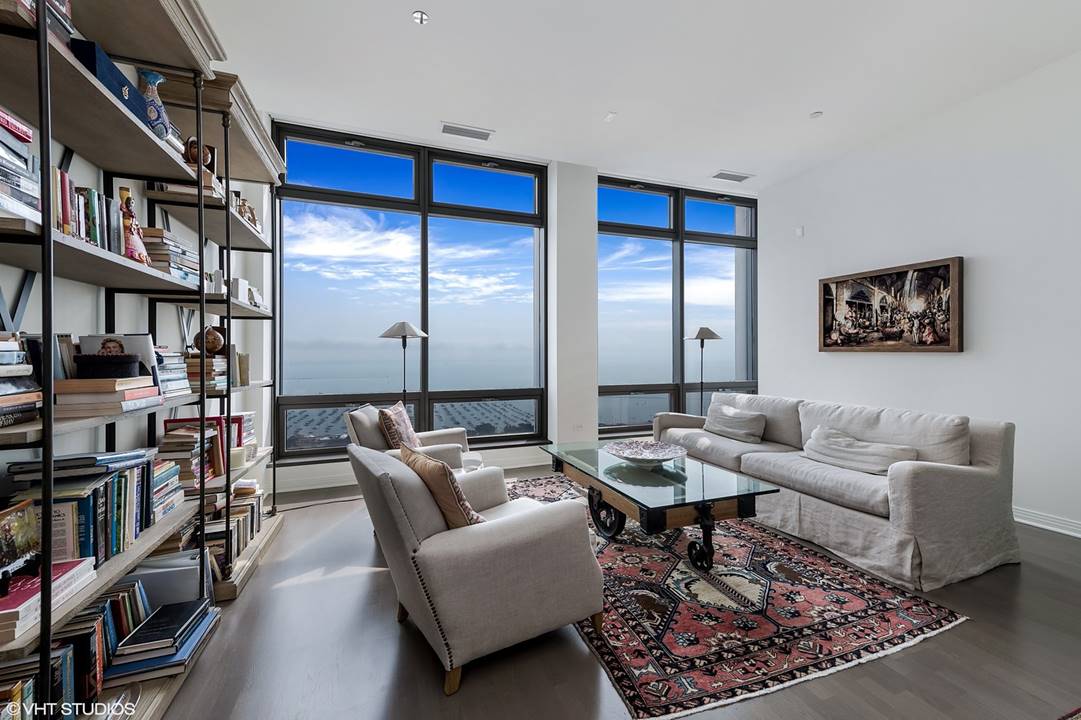 65 E Monroe, Apt 4006, Chicago, IL 60603 - The Loop