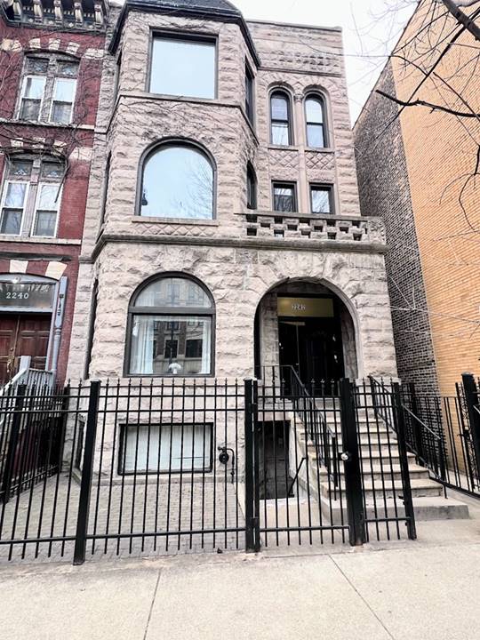 2242 N Halsted, Apt GF, Chicago, IL 60614 - Lincoln Park