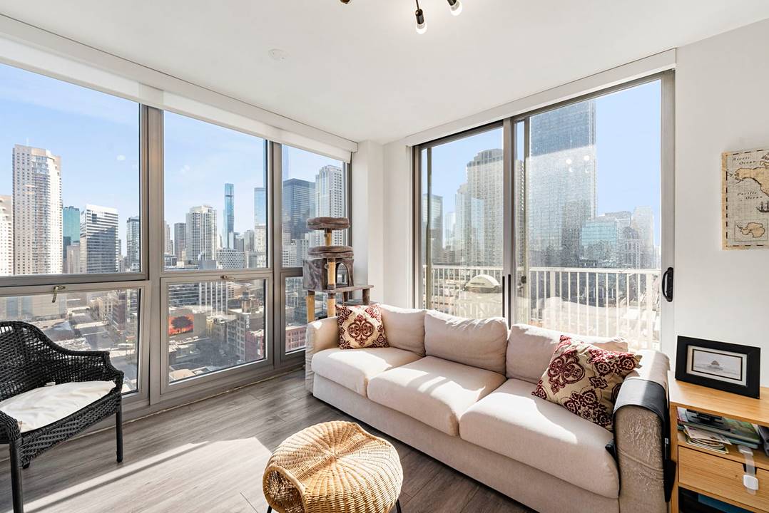 200 W Grand, Unit 2101, Chicago, IL 60654 - River North