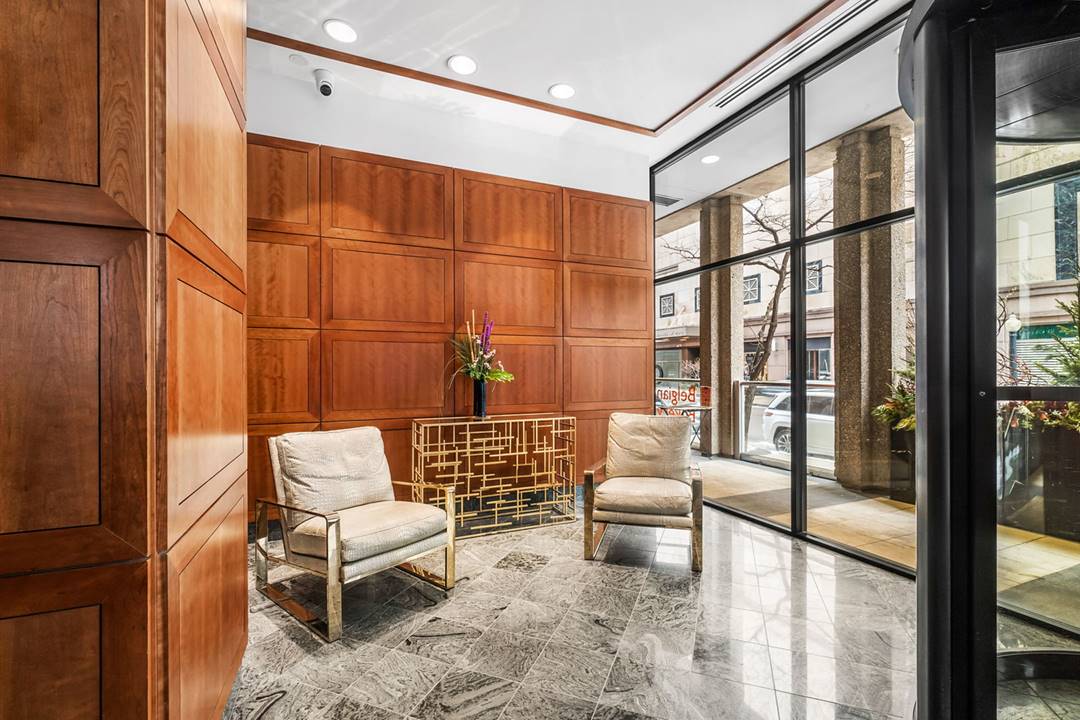 100 E Walton, Unit 28G, Chicago, IL 60611 - Gold Coast