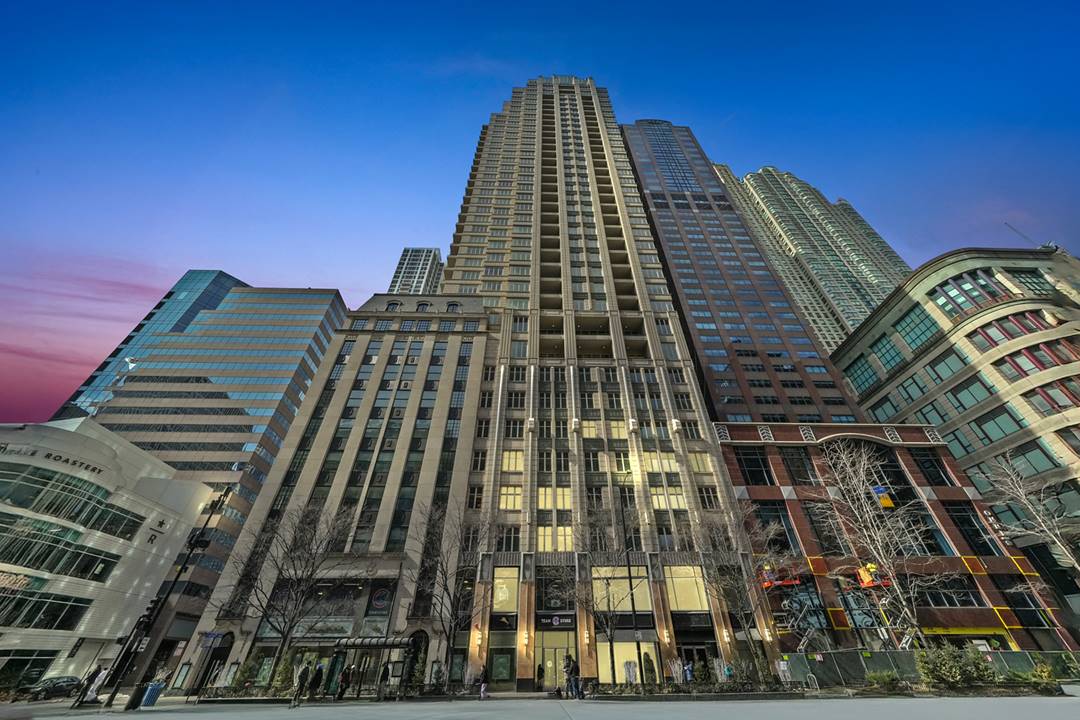 118 E Erie, Unit 14B, Chicago, IL 60611 - River North