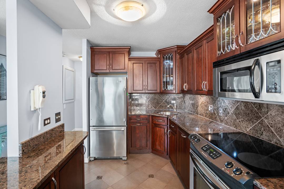 405 N Wabash, Unit 711, Chicago, IL 60611 - River North