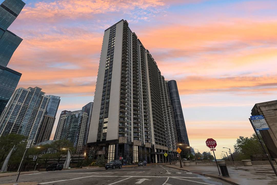 400 E Randolph, Unit 2424, Chicago, IL 60601 - New Eastside
