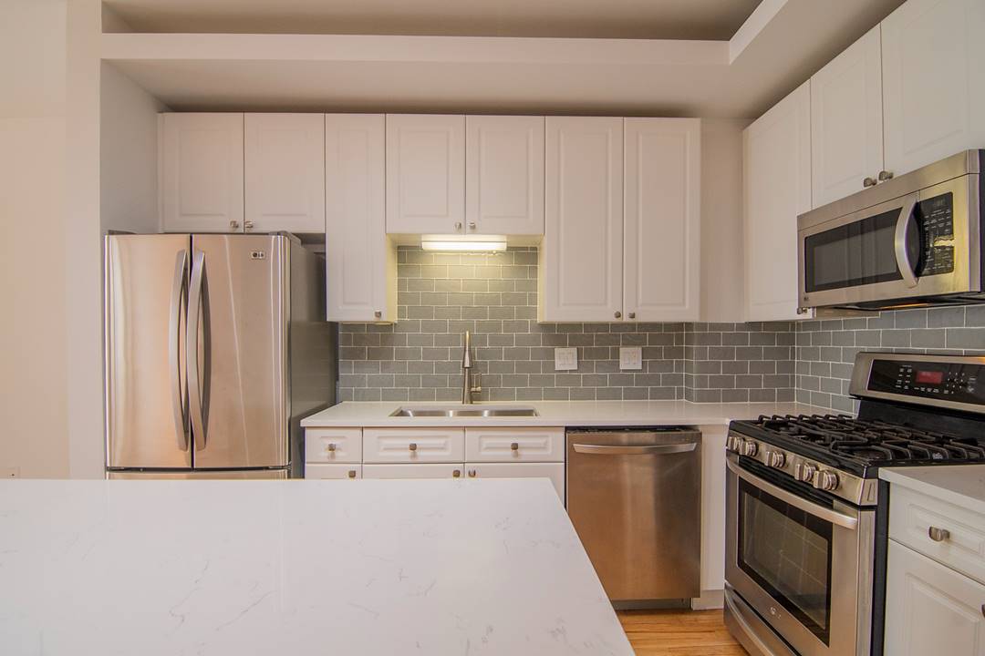 212 W Washington, Apt 709, Chicago, IL 60606 - The Loop