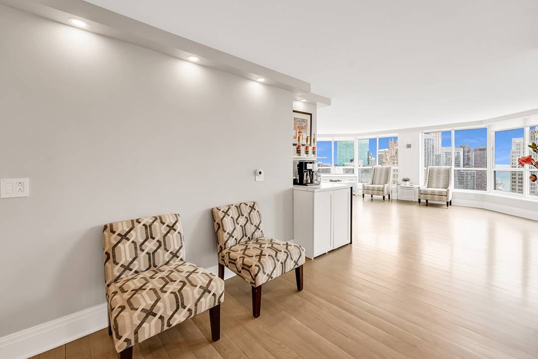 405 N Wabash, Unit 4308, Chicago, IL 60611 - River North