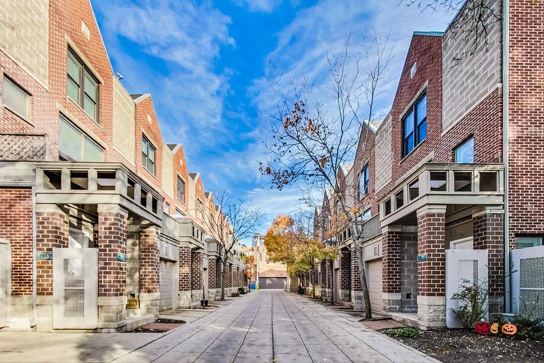 2743 N Wayne, Unit B, Chicago, IL 60614 - Lincoln Park