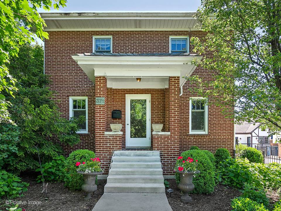 Homes ZIP Code 60126