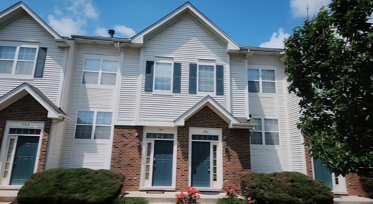 746 River Mill, Wheeling, IL 60090