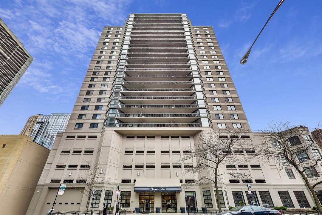 33 W Delaware, Unit 13A, Chicago, IL 60610 - Near North