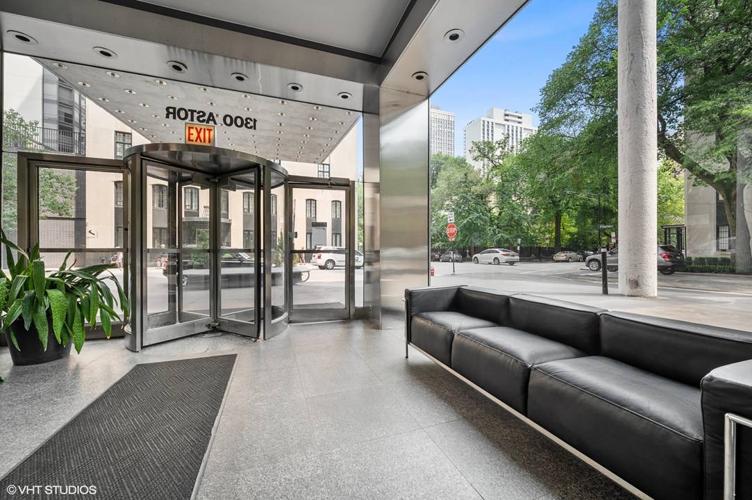 1300 N Astor, Unit 8B, Chicago, IL 60610 - Gold Coast