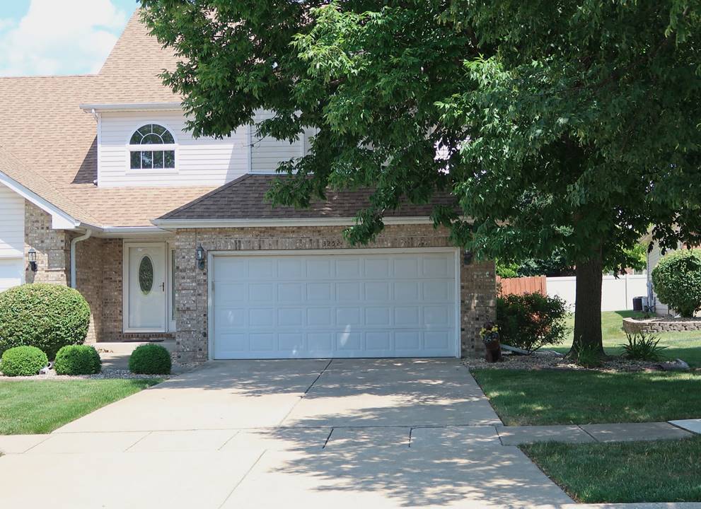 3252 Ridgefield, Lockport, IL 60441