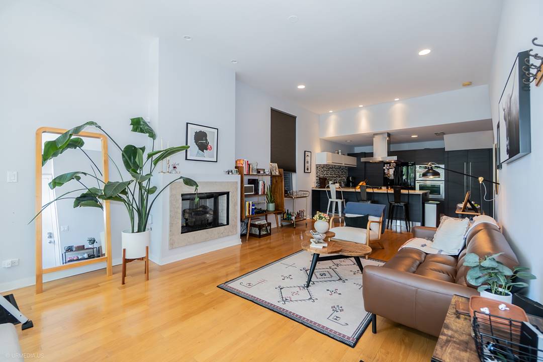 1308 N Cleaver, Apt 1, Chicago, IL 60642 - Noble Square