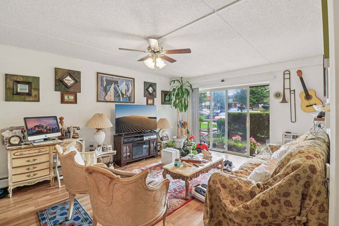 584 Fairway View, Unit 1I, Wheeling, IL 60090