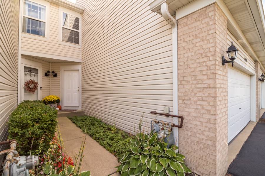 444 Windham Cove, Crystal Lake, IL 60014