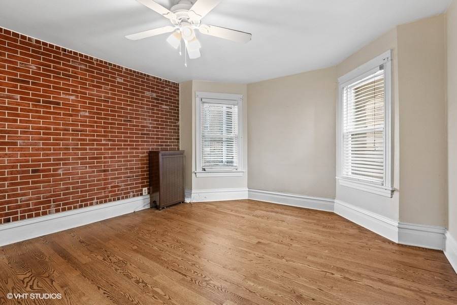 2744 W Nelson, Apt 2, Chicago, IL 60618 - Avondale