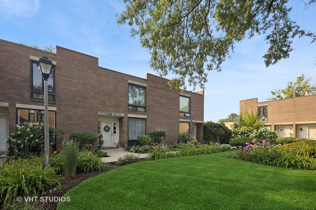 Homes ZIP Code 60126