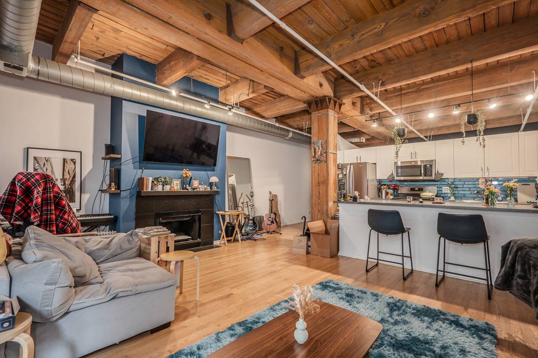 375 W Erie, Apt 314, Chicago, IL 60654 - River North